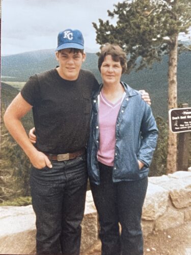 Rally in Leavenworth to call for renewed investigation into 1988 ...